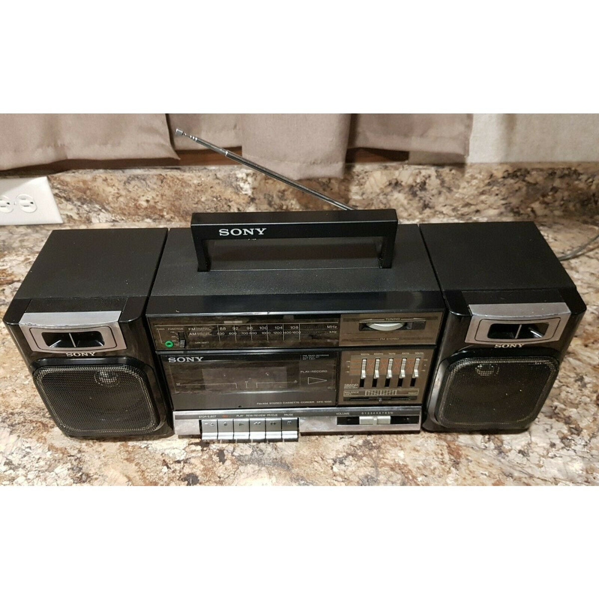 Sony CFS-1000 AM/FM Stereo Cassette Player/Recorder Boombox – Getten Deals